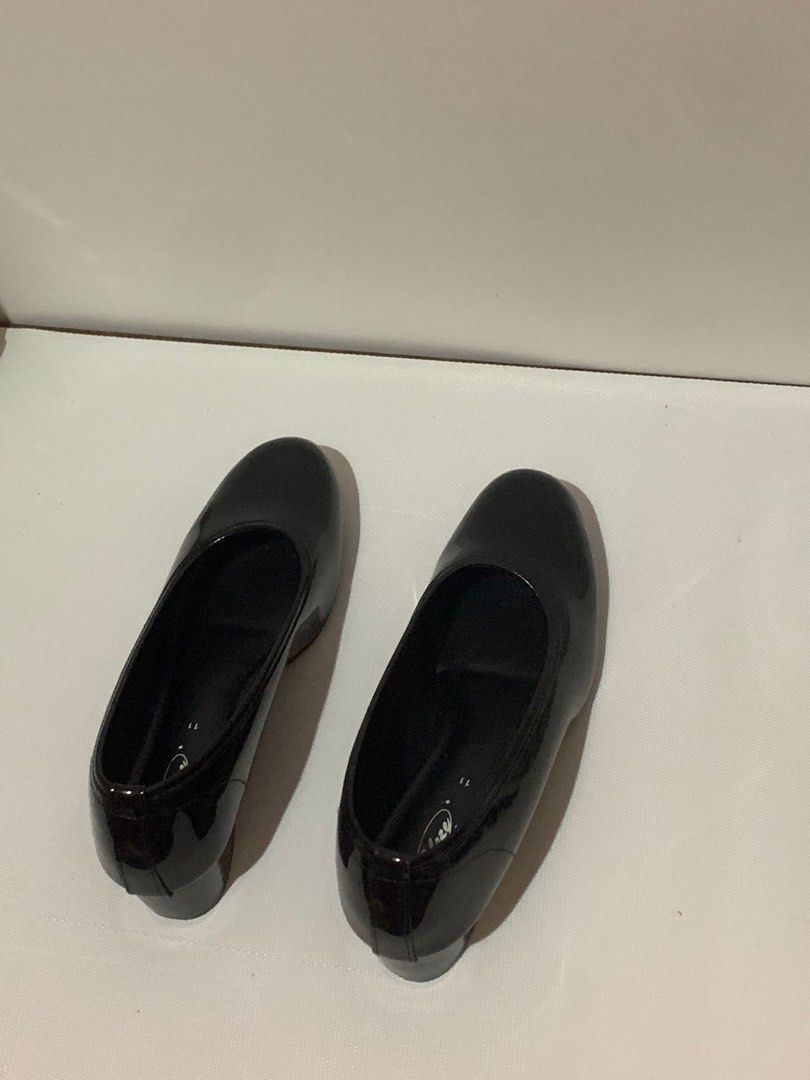 KASUT PO SISPA PALAPES UNIFORM, Women's Fashion, Footwear, Heels on ...