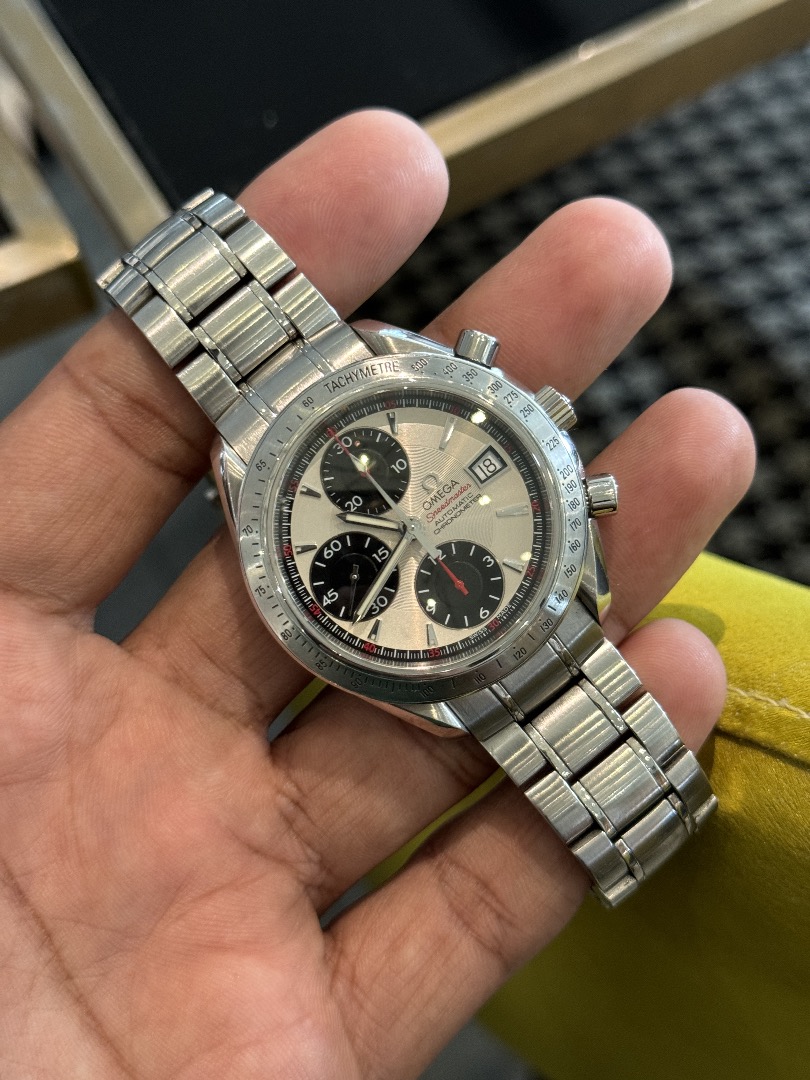 Omega Speedmaster Panda Dial, Men's Fashion, Watches & Accessories ...