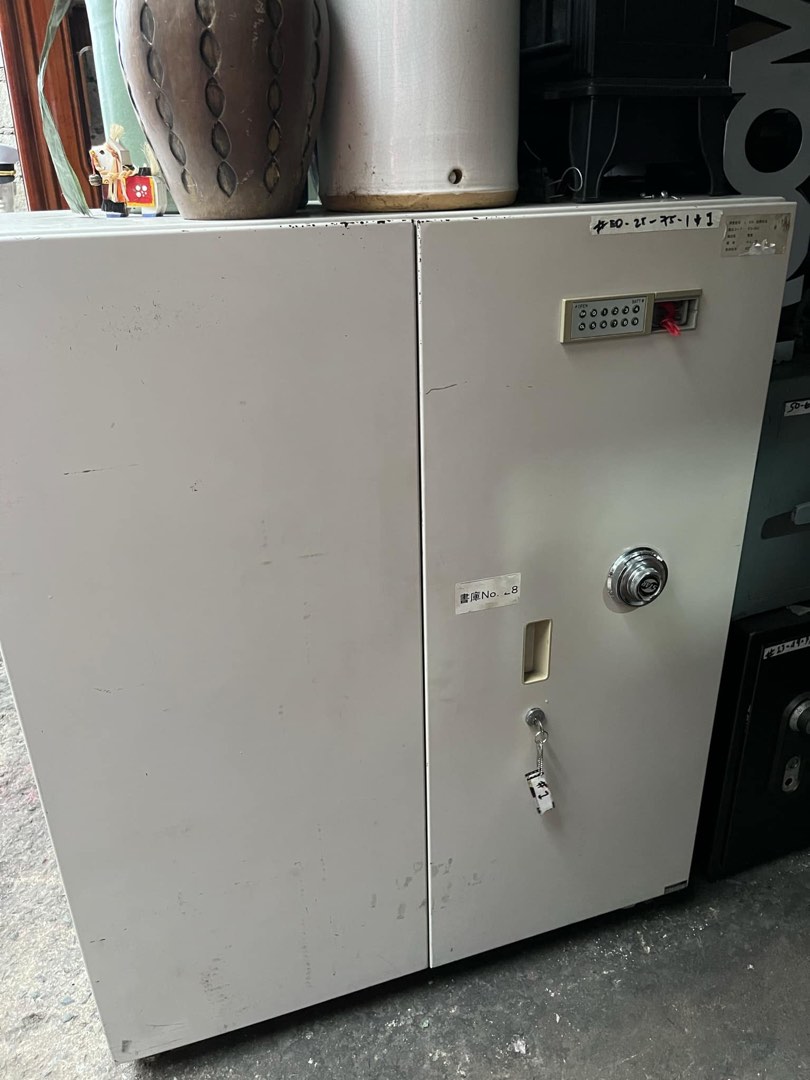 SAFETY VAULT FIREPROOF DOUBLE LOCK, Furniture & Home Living, Security ...