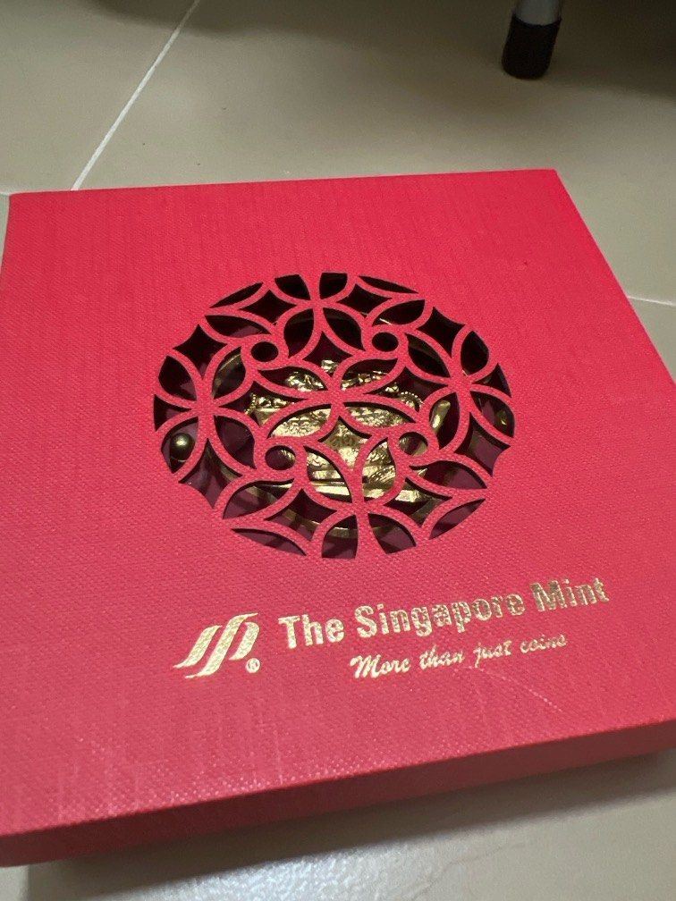 Singapore Mint display, Hobbies & Toys, Memorabilia & Collectibles ...