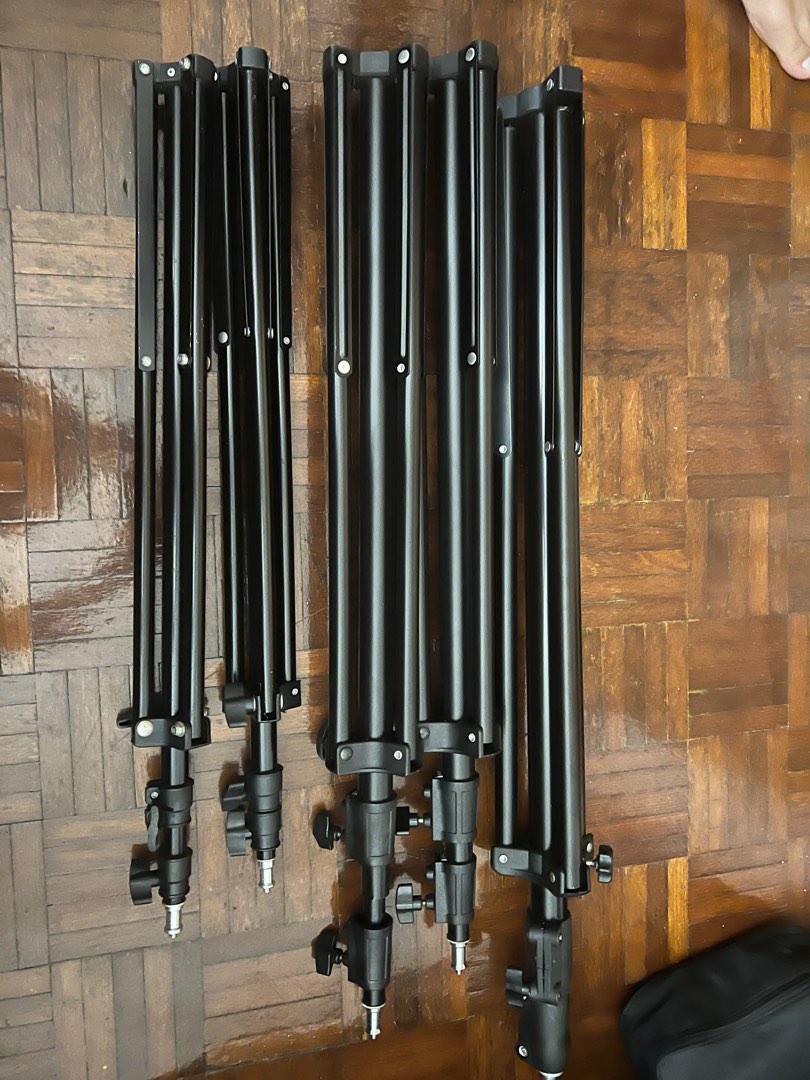 (2 LEFT) Studio Tripods, Photography, Photography Accessories, Tripods ...