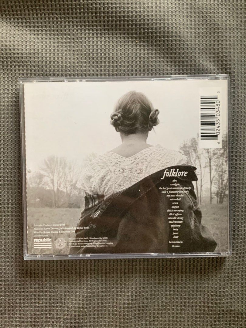 Taylor Swift Folklore CD, Hobbies & Toys, Music & Media, CDs & DVDs on ...