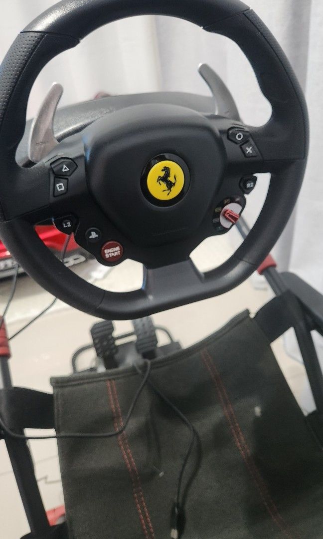 Thrustmaster T80 Ferrari 488 GTB edition And Foldable Gaming Chair ...