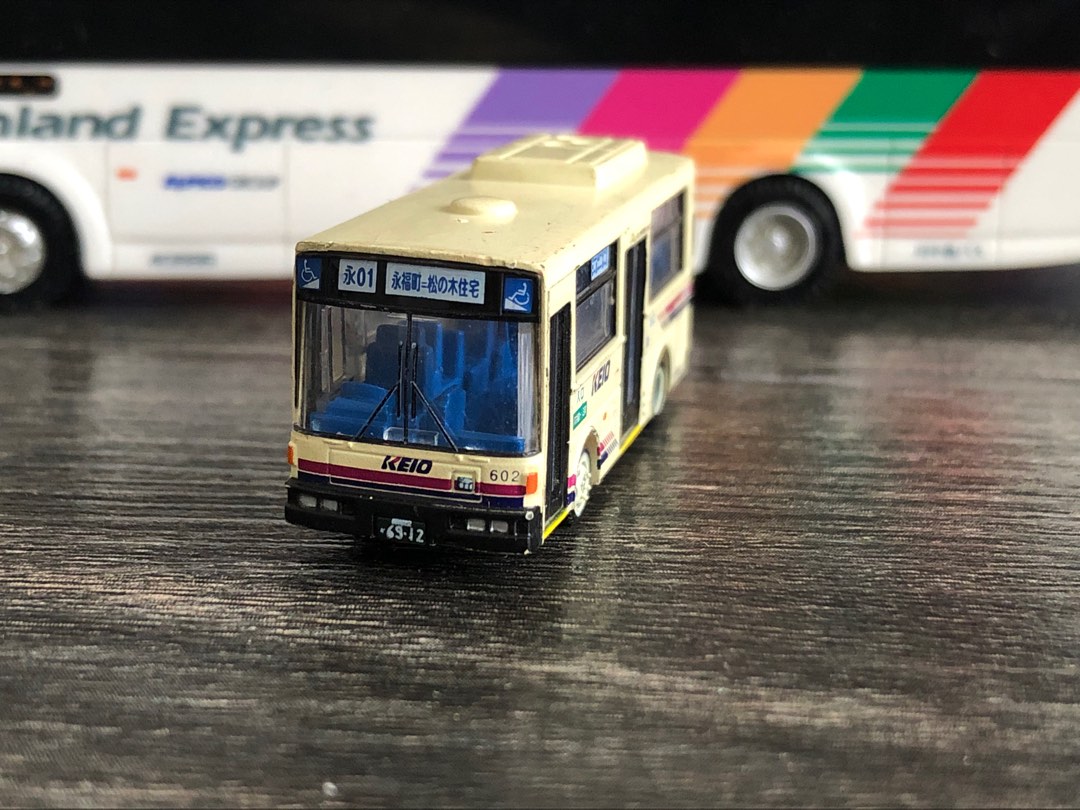 Tomytec mini bus N scale very detail for diorama 1/150, Hobbies & Toys, Toys & Games on Carousell