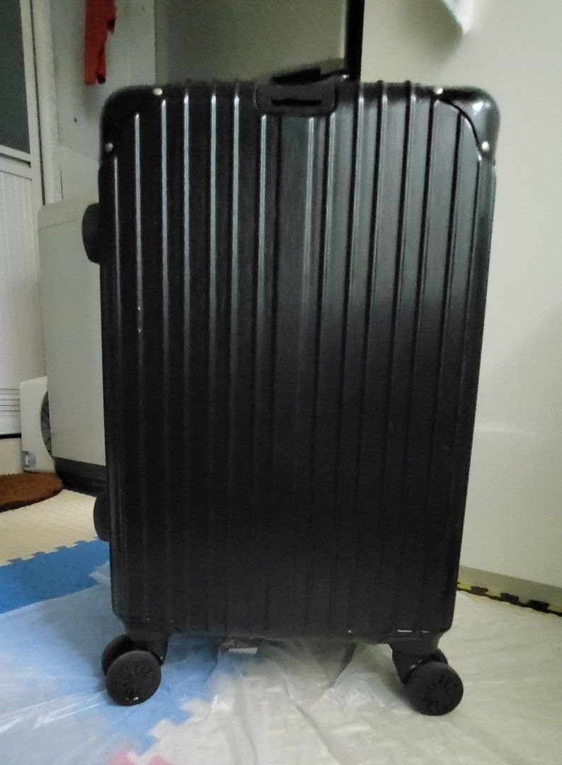 ZOSED black color hand carry small to medium size luggage expandable ...