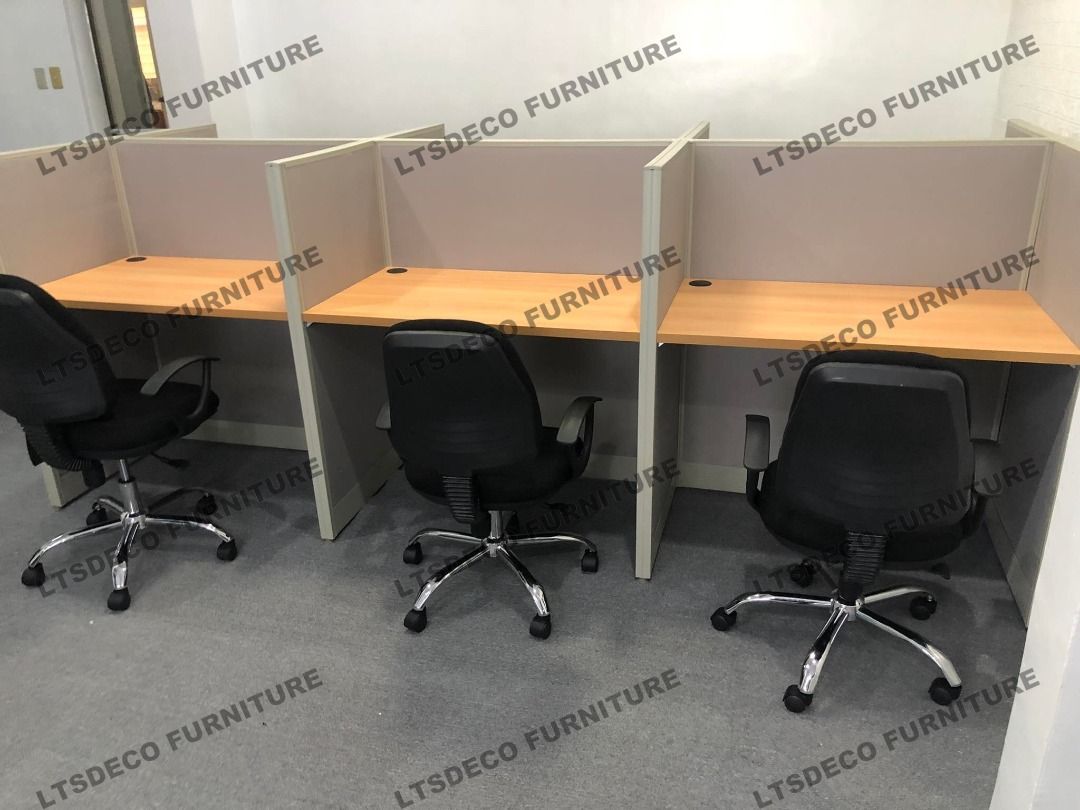 3 Seater workstation cubicle full fabric partition | office partition ...