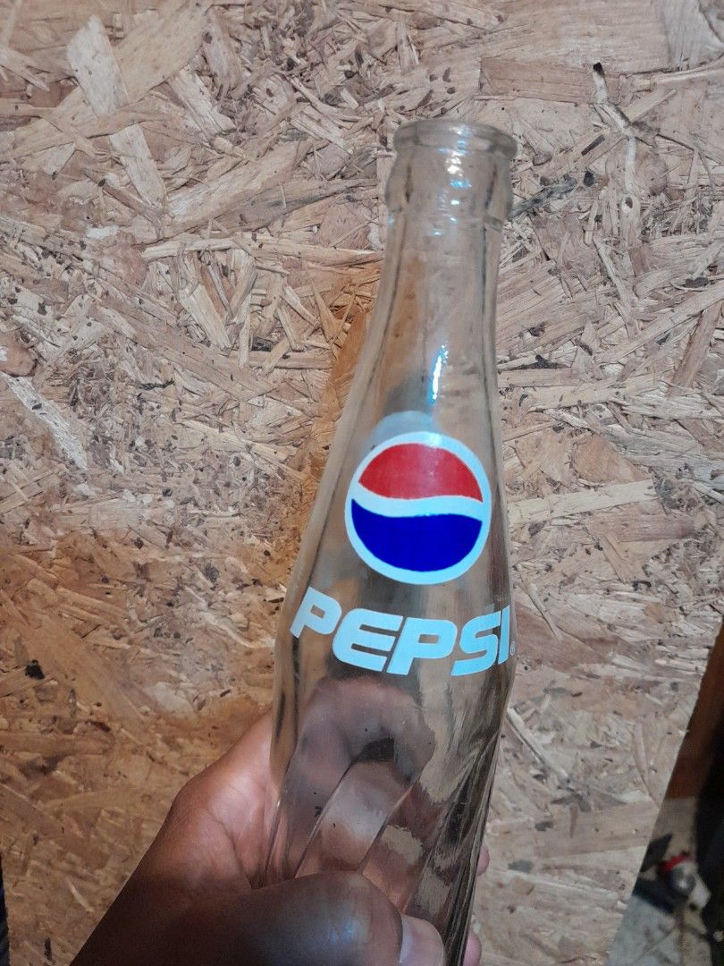 Botol kaca Pepsi, Hobbies & Toys, Collectibles & Memorabilia, Vintage ...