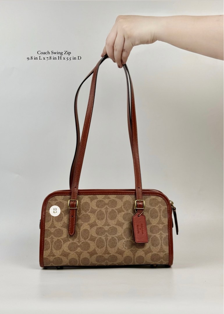 Coach Swing Zip, Luxury, Bags & Wallets on Carousell