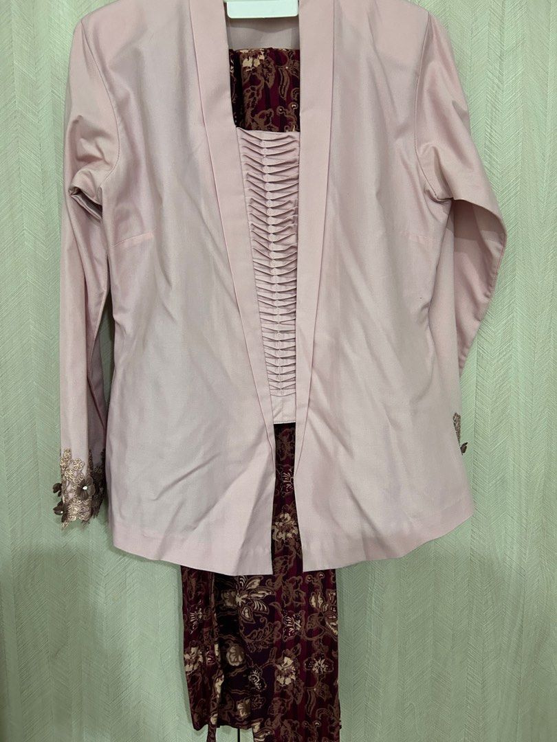 Design by AAK custom kebaya, Women's Fashion, Muslimah Fashion, Baju ...