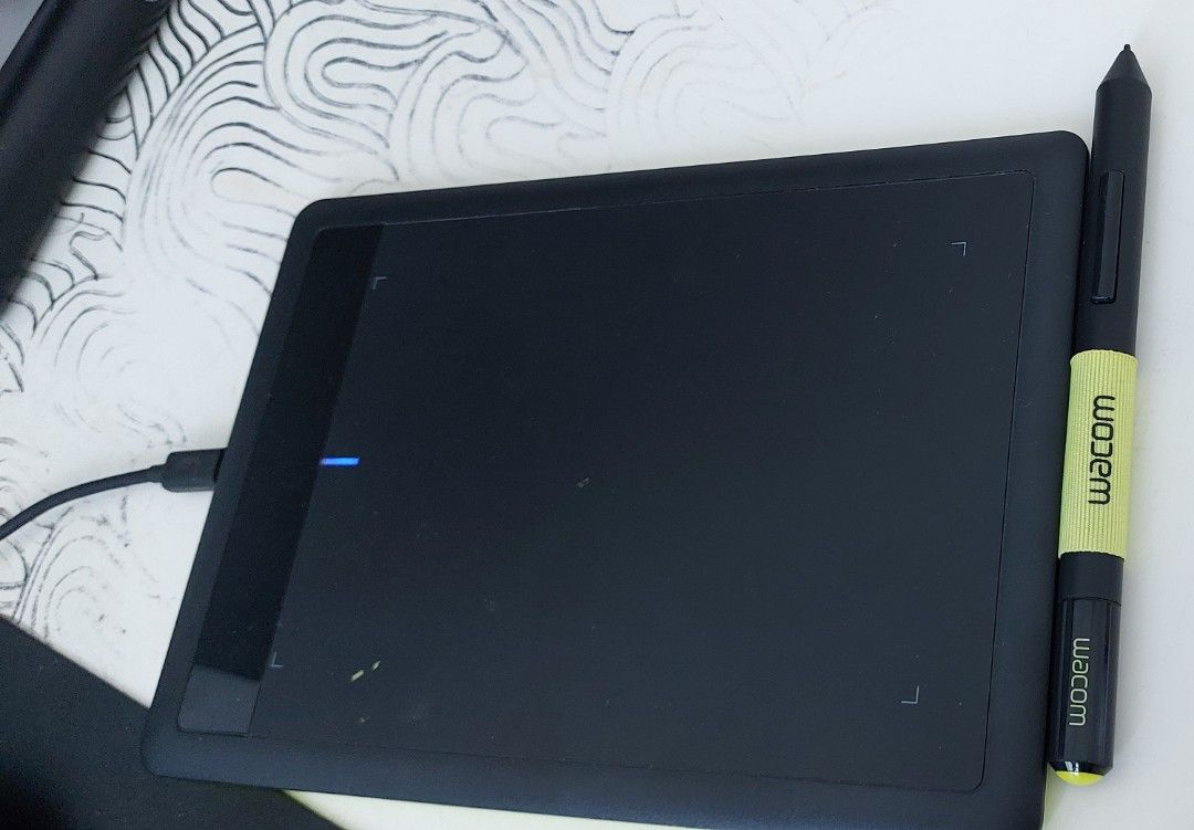 Drawing/graphic design Wacom CTL471 tablet with pen, Computers & Tech ...