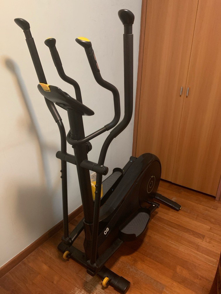 DOMYOS Elliptical Cross Trainer EL520 Self Powered, Sports Equipment ...