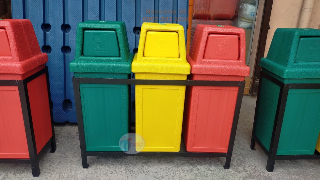 Hooded trash bin segregation 484, Commercial & Industrial, Industrial ...