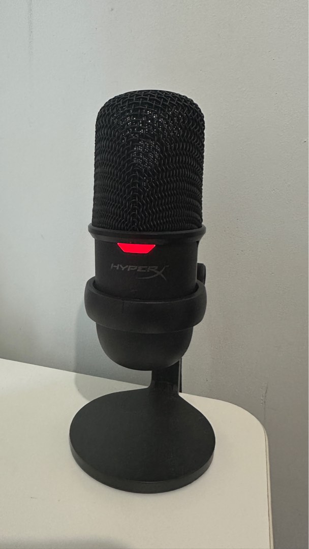 HyperX SoloCast w/ free mic clamp/stand, Audio, Microphones on Carousell