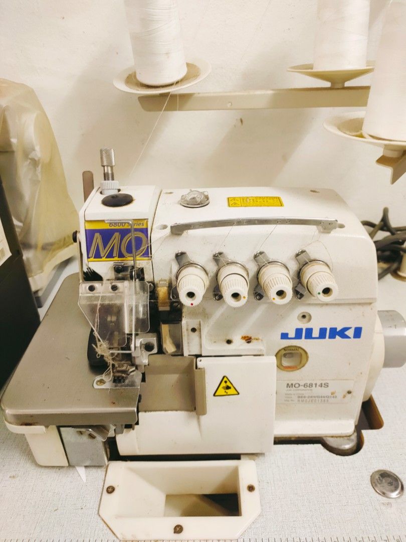 Industrial sewing machine JUKI M0 6814 S Mesin jahit tepi ), Everything ...