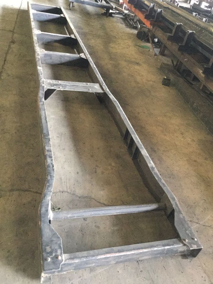 Isuzu Elf, Mitsubishi Canter Chassis, Car Parts & Accessories, Body ...