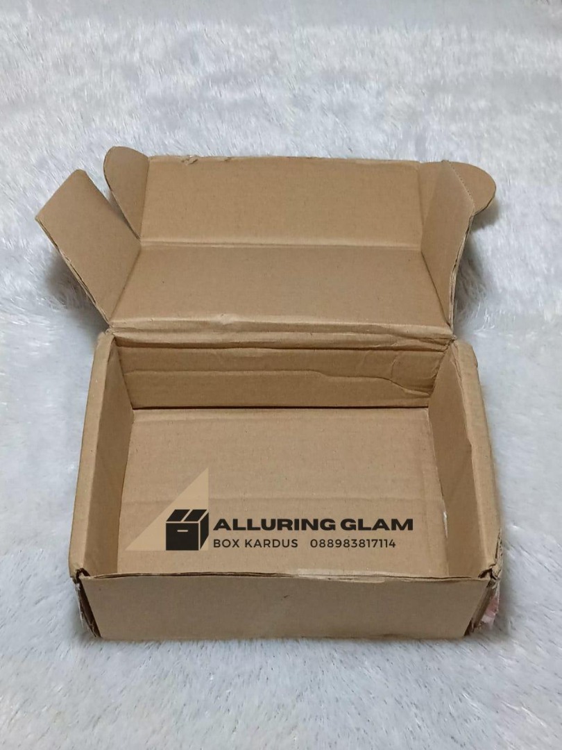 Kardus Nasi Box 088983817114 Di Sleman, Barang Mewah, Tas & Dompet di ...