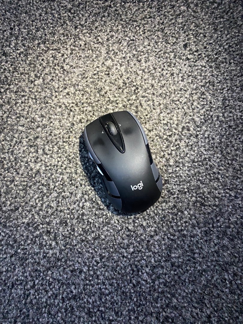 Logitech M546 Wireless Mouse, Computers & Tech, Parts & Accessories ...