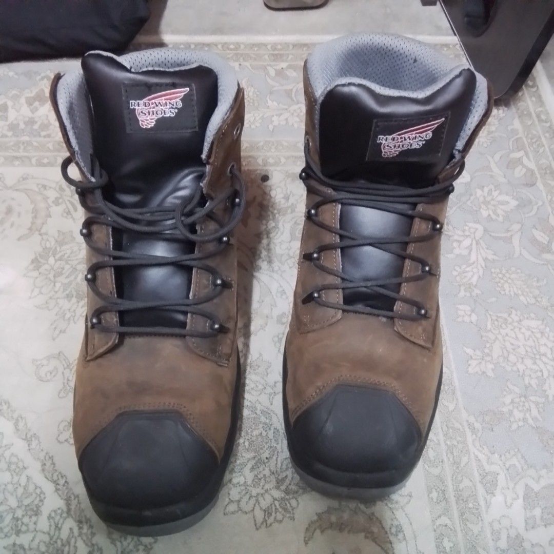 Red wing safety shoes 3228, Men's Fashion, Footwear, Boots on Carousell