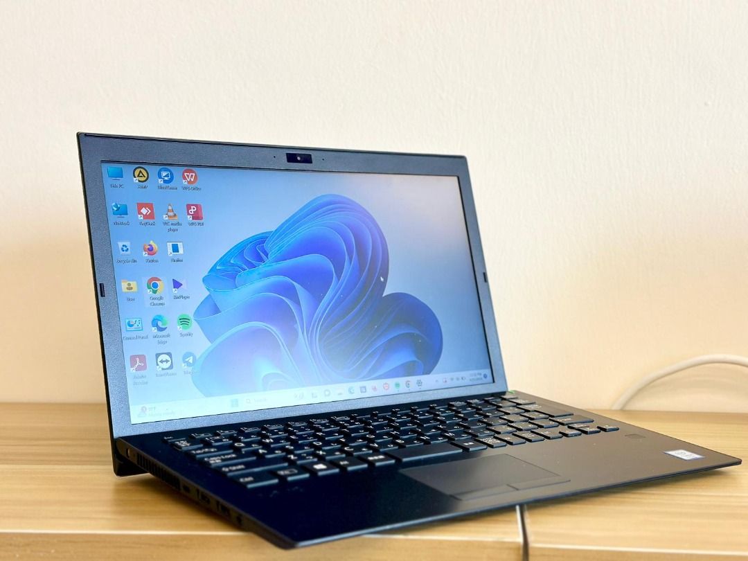 Sony Vaio 14 Inch i7 SSD Laptop - 8GB RAM + 256GB SSD - Free MS Office ...