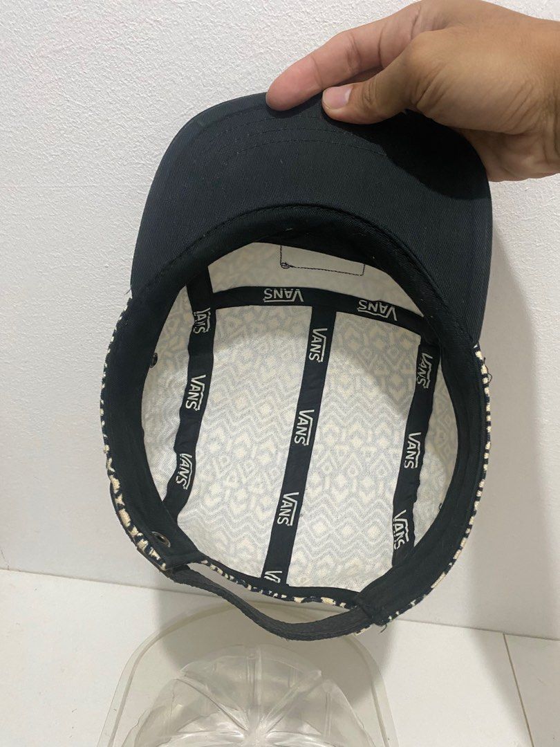 Vans 5 Panel Hat Nice Design, Men's Fashion, Watches & Accessories, Cap ...