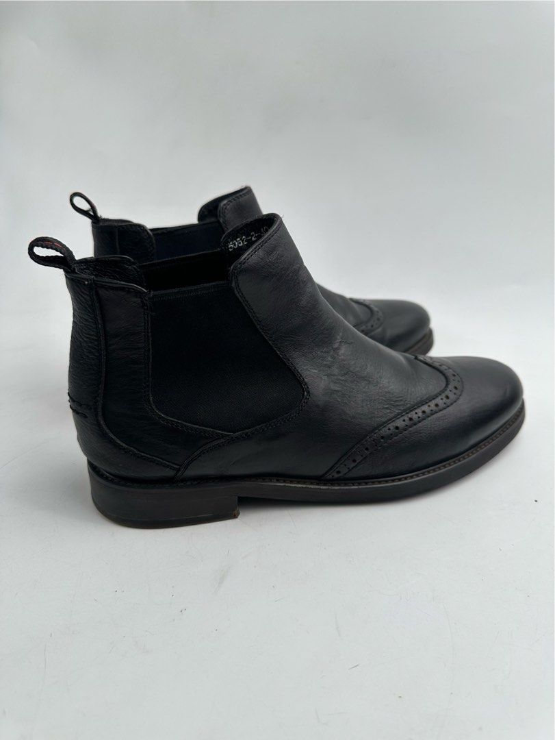 Wingtip Chelsea Boot, Men's Fashion, Footwear, Boots on Carousell