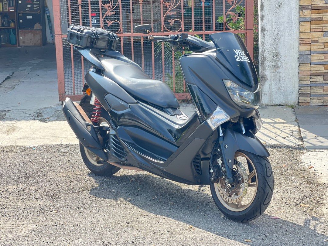 Yamaha nmax v1 2018 motor ade bunyi engine sikit, Motorbikes on Carousell