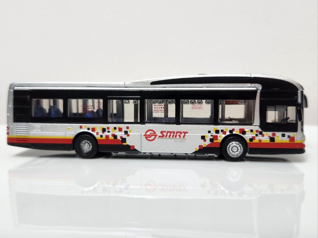 1:110 SG Man A22 (Pixel livery) bus svc. 980, Hobbies & Toys ...