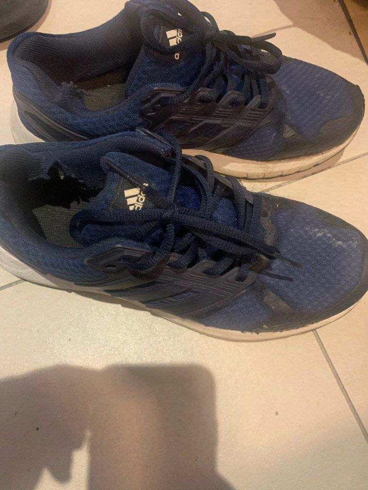 Adidas cloud form, Men's Fashion, Footwear, Sneakers on Carousell