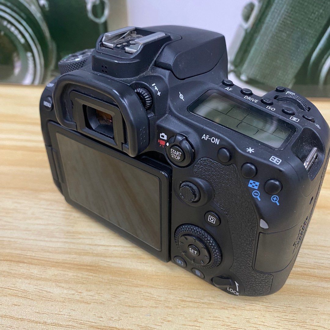 Canon 90D body (shutter count: 4k}, Photography, Cameras on Carousell