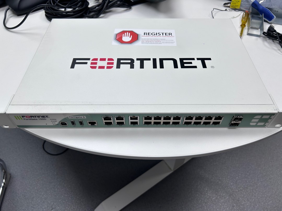 Fortinet Fortigate Firewall 100D, 電腦＆科技, 商務用科技產品 - Carousell