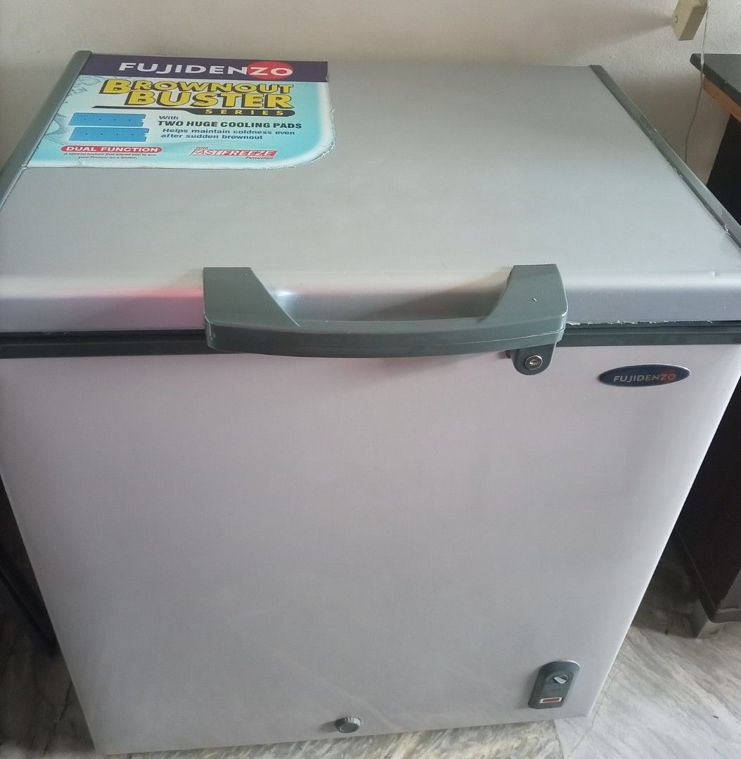 FUJIDENZO Chest Freezer, TV & Home Appliances, Kitchen Appliances ...