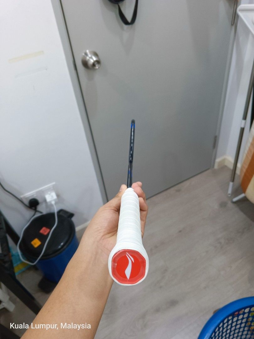 Lining Windstorm 700 Plus, Sports Equipment, Sports & Games, Racket ...