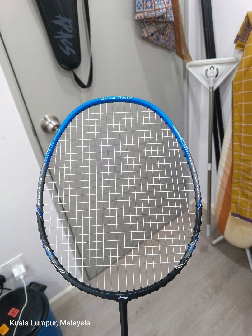 Lining Windstorm 700 Plus, Sports Equipment, Sports & Games, Racket ...