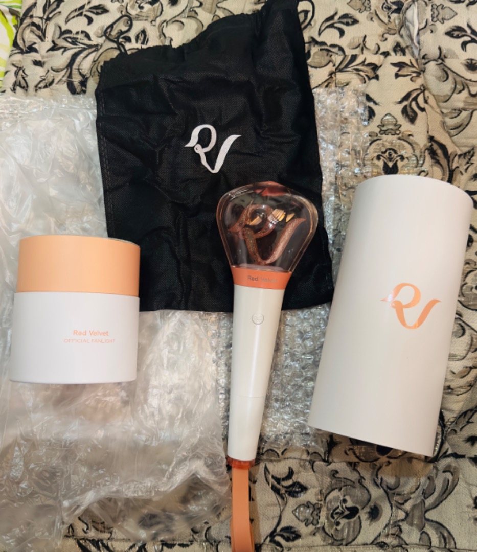 Mandubong Red Velvet Light Stick, Hobbies & Toys, Memorabilia ...