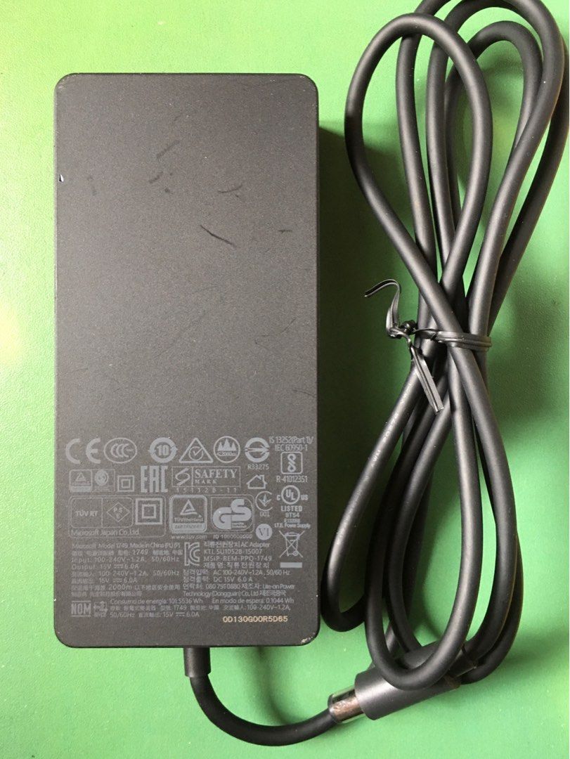 Microsoft Model:1661 & Model:1749 Surface Dock 1 擴充座, 電腦＆科技, 電腦周邊及配件 ...