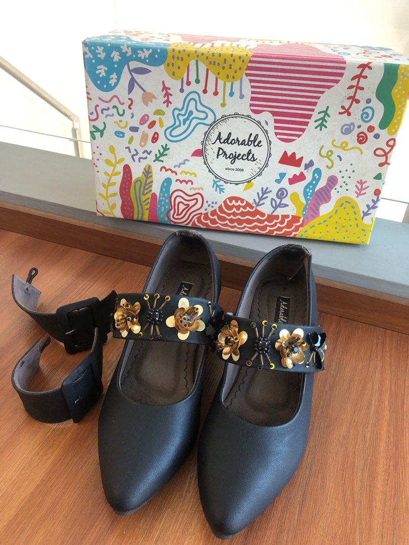 Sepatu adorable project, Fesyen Wanita, Sepatu di Carousell