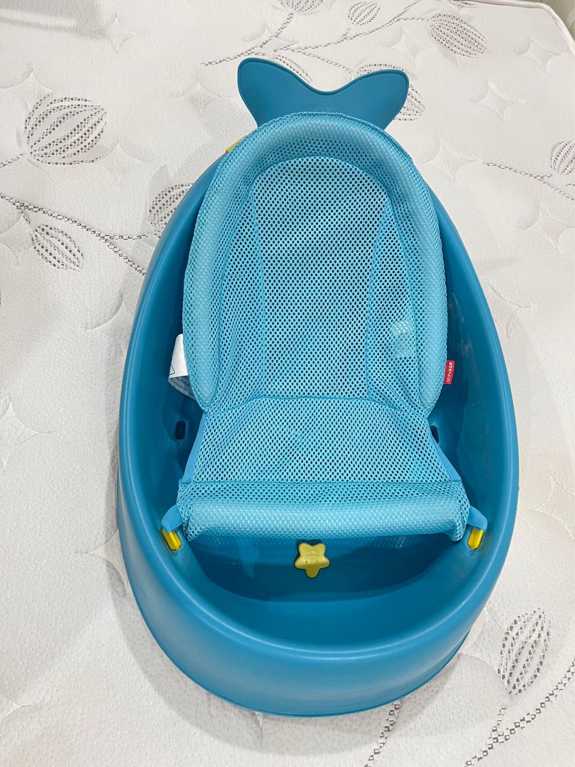 Skip Hop whale baby bathtub 3 stage with smart sling, Babies & Kids ...