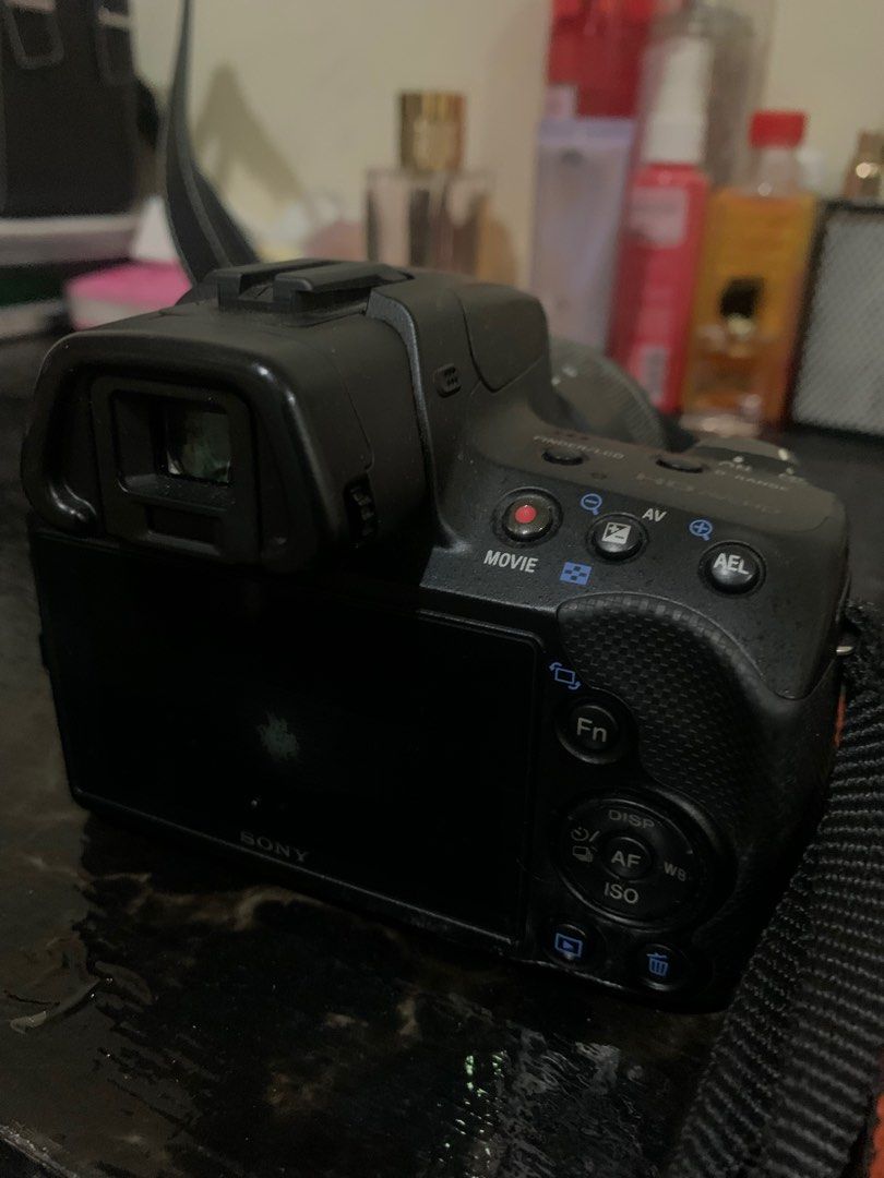 SONY CAMERA SLT A35 DSLR, Photography, Cameras on Carousell