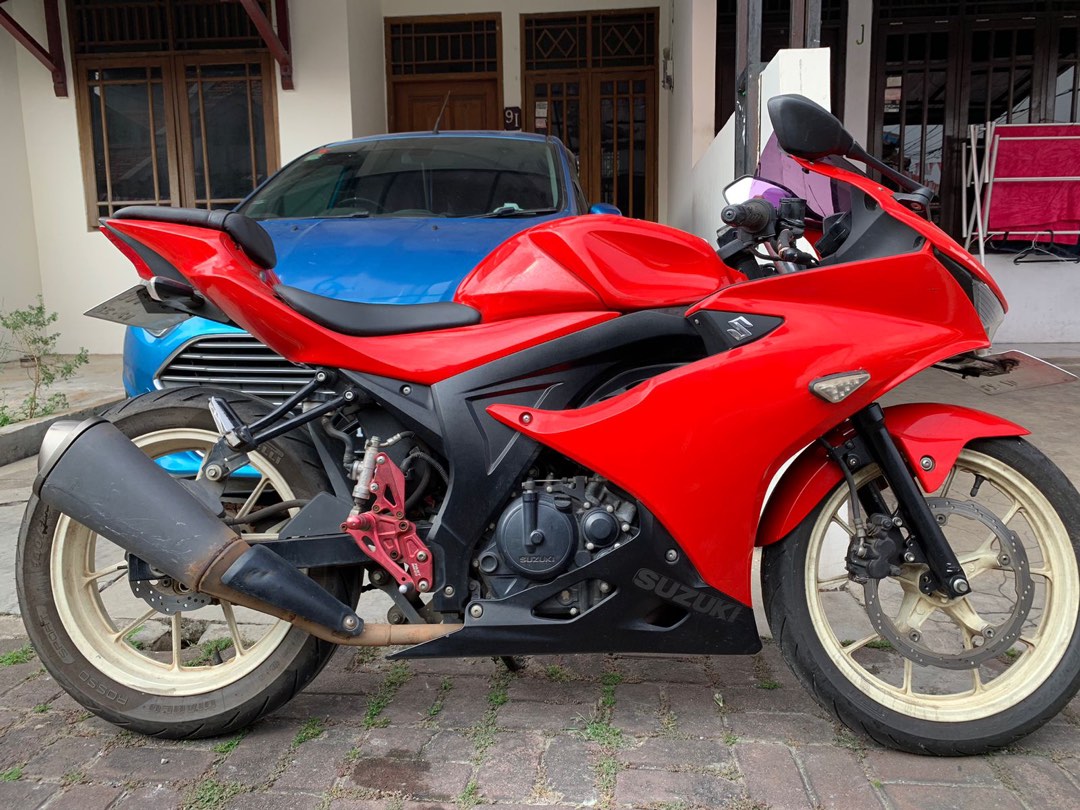 Suzuki GSX-R150, Motor di Carousell