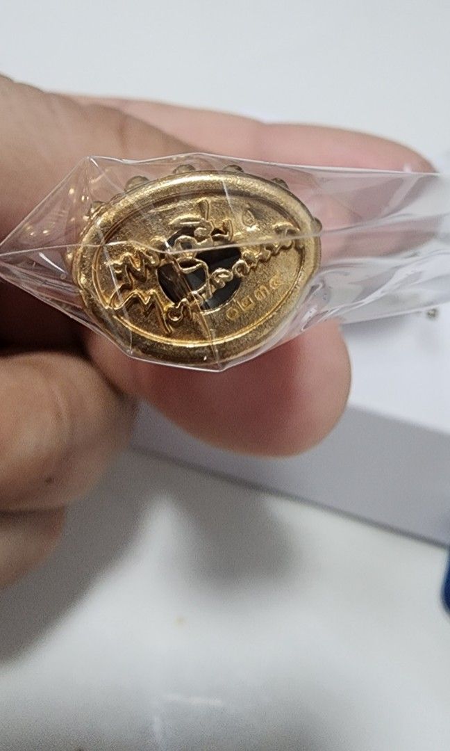 Thai Amulet lp Maha silaSattaloha material Mahamongkol powder ...