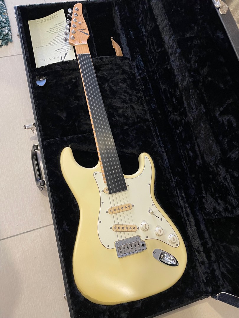 Ton Anderson Icon Classic Satin Olympic White Electric Guitar, Hobbies ...