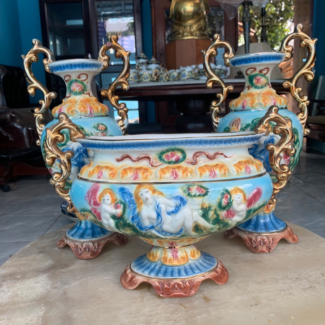 Vas capodemonte, Antik, Pajangan di Carousell