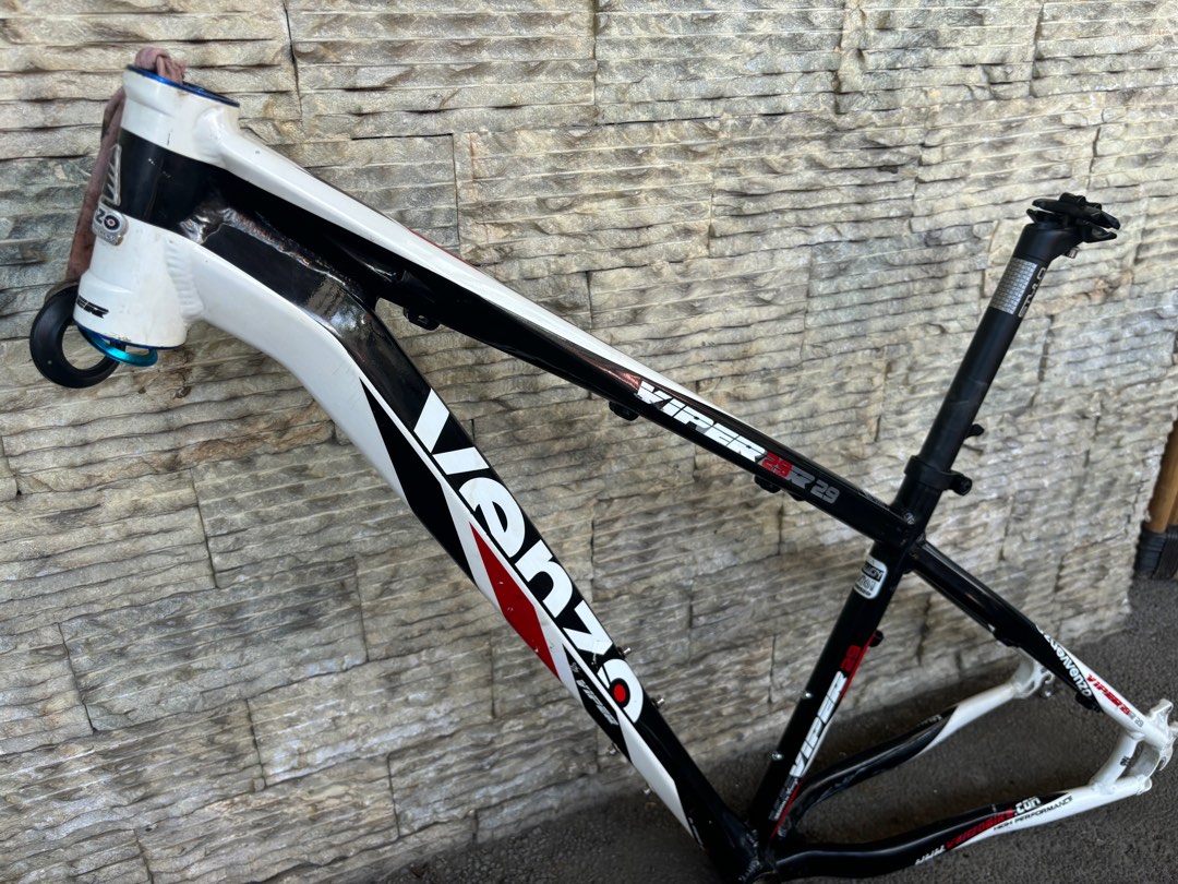 Venzo Viper 29er bike frame, Sports Equipment, Bicycles & Parts ...