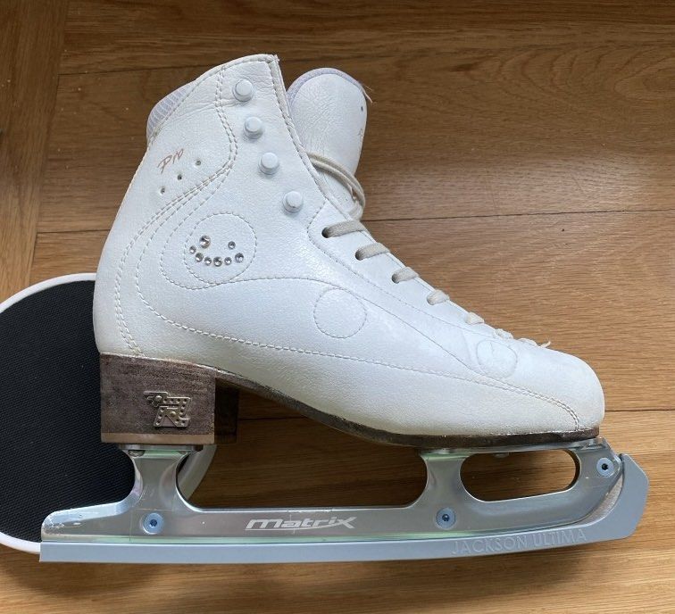 240C Risport Royal Pro Ice Skating Shoe Skates + Jackson Matrix Legacy ...