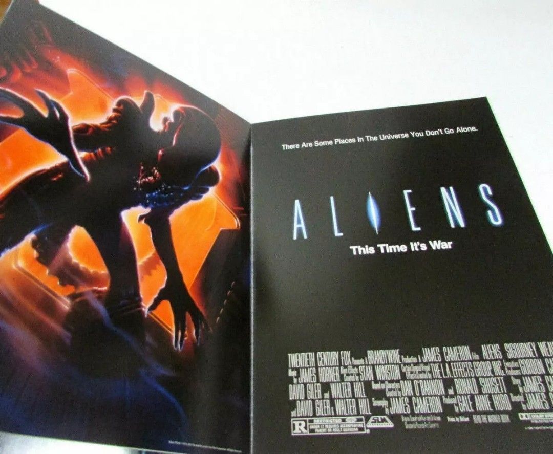Alien Saga - The Poster Collection (40 Removable Posters), Everything ...