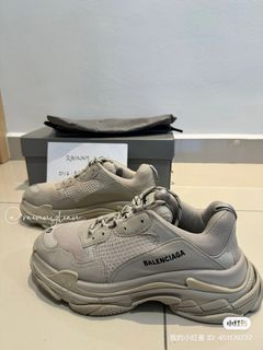 Balenciaga triple S, Men's Fashion, Footwear, Sneakers on Carousell