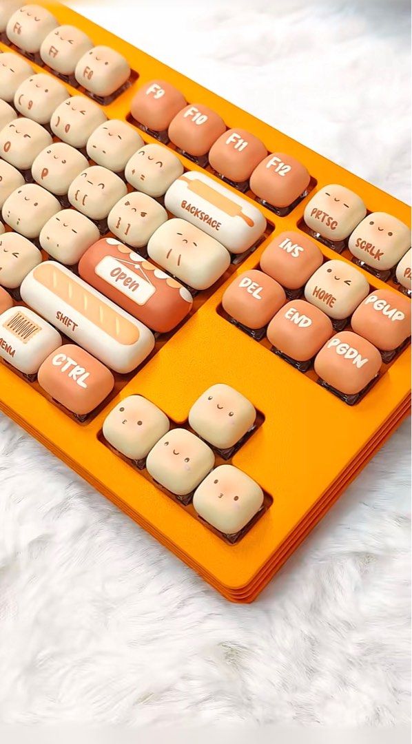 [local stock] Bun / bread paradise keycaps 138, Computers & Tech, Parts ...