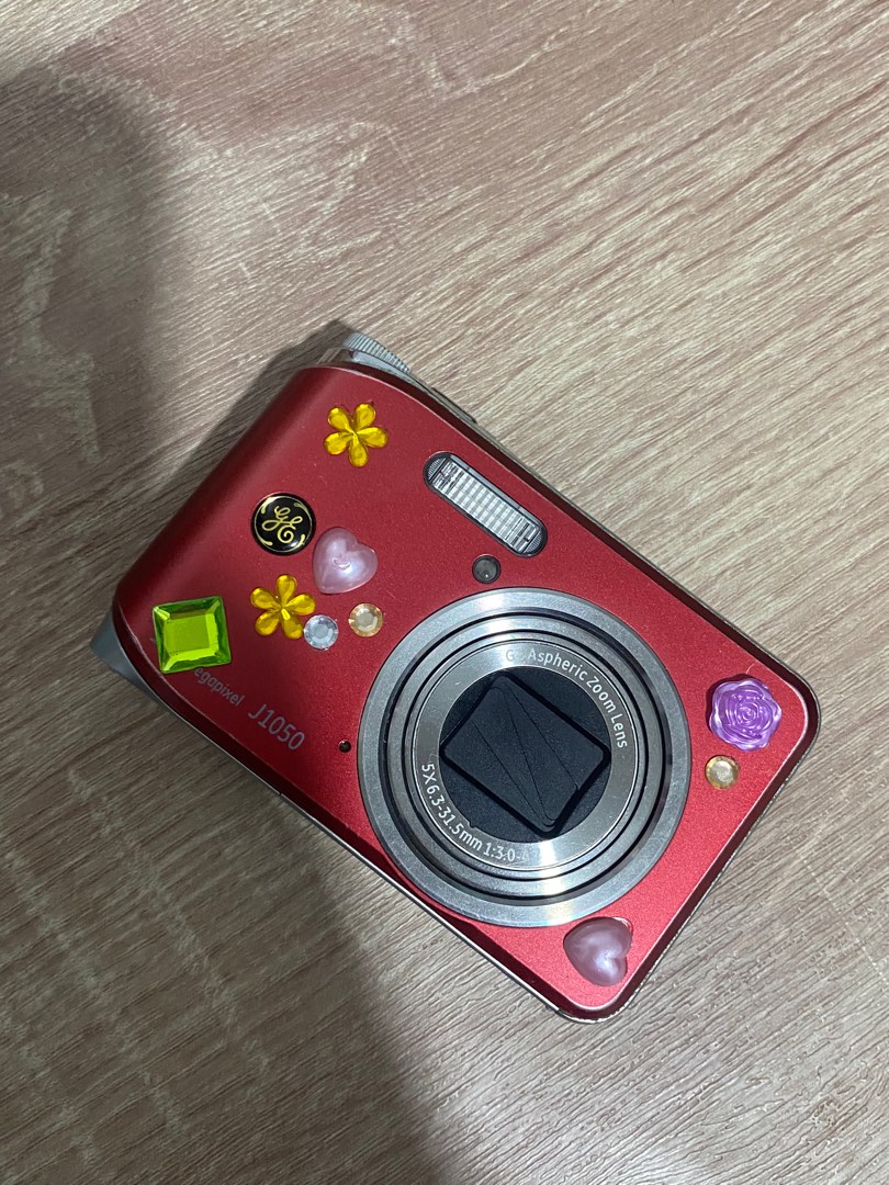Digicam GE J1050, Photography, Cameras on Carousell
