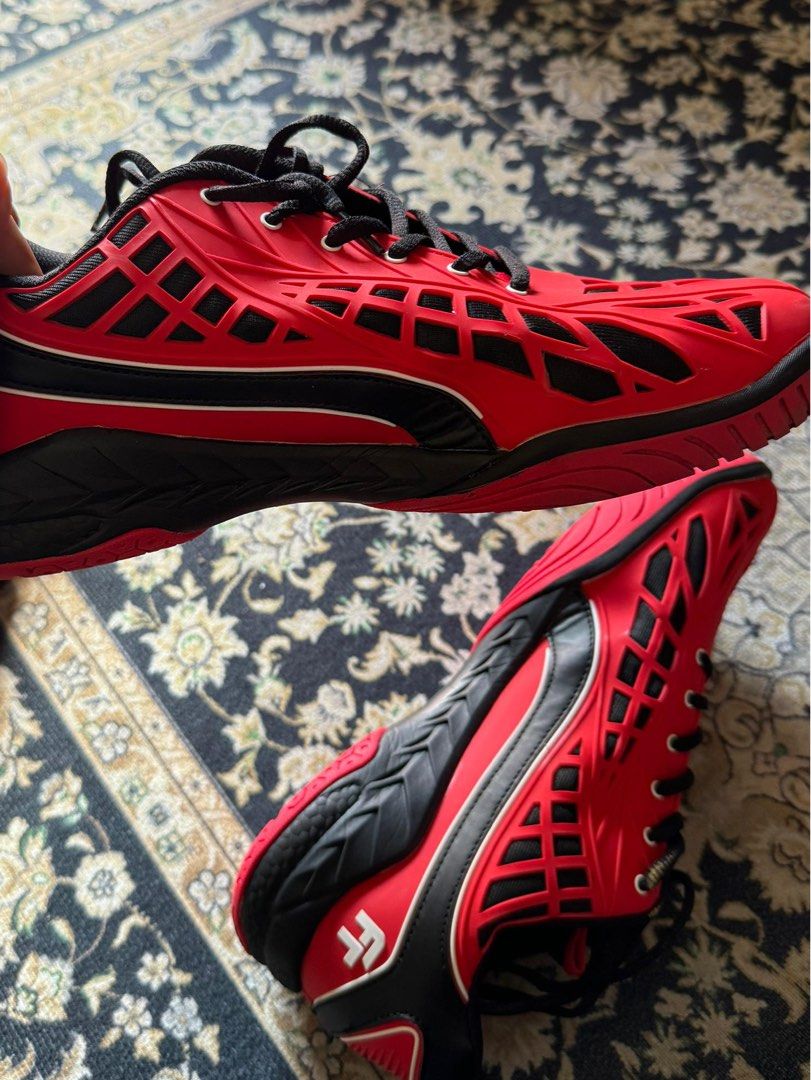 Felet Spider Boost Shoes, Sports Equipment, Other Sports Equipment and ...