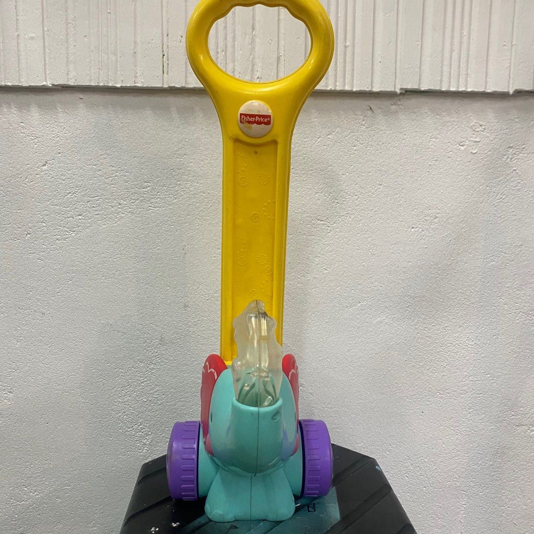 FISHER PRICE POP N PUSH WALKER KIDS, Hobbies & Toys, Toys & Games on ...